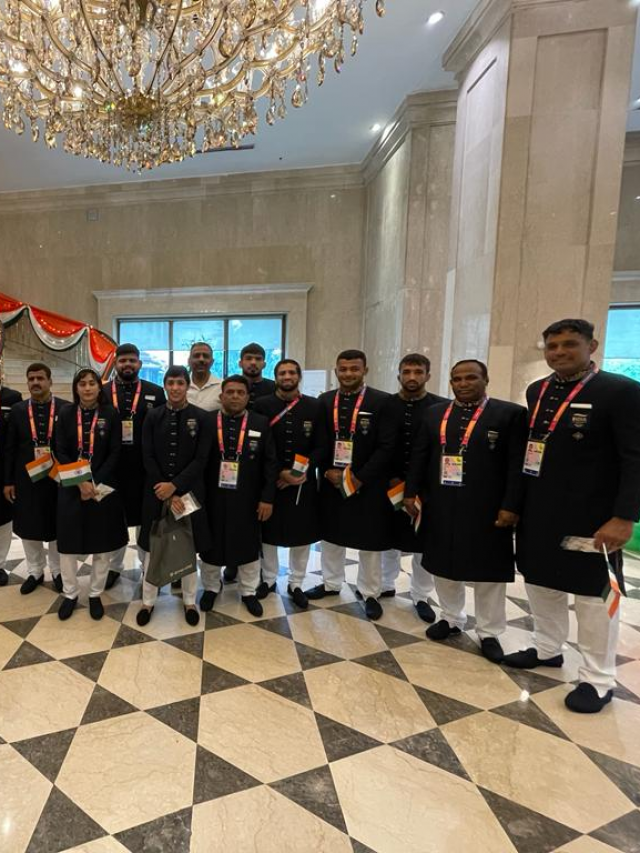 India’s CWG 2022 Medal Winners Meet PM Narendra Modi – Zoom News