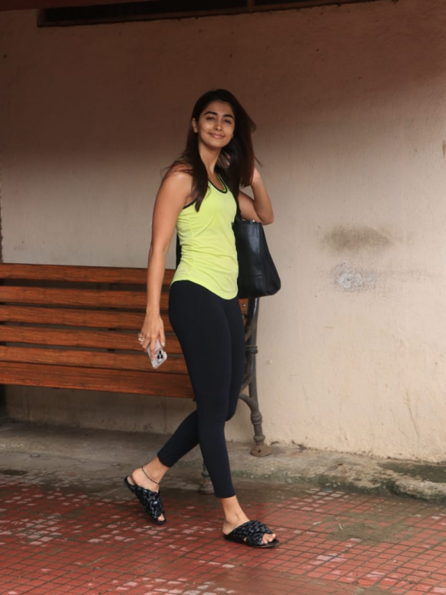 Pooja Hegde Keep It Stylish And Trendy While Gymming – Zoom News