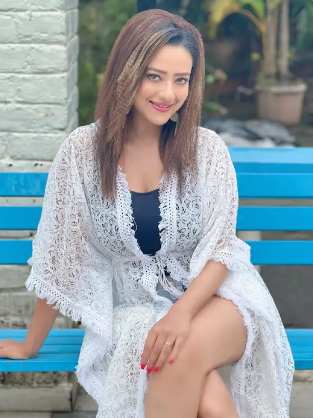 अनुपमा फेम Madalsa ने फिर दिखाया ग्लैमरस अवतार – Zoom News