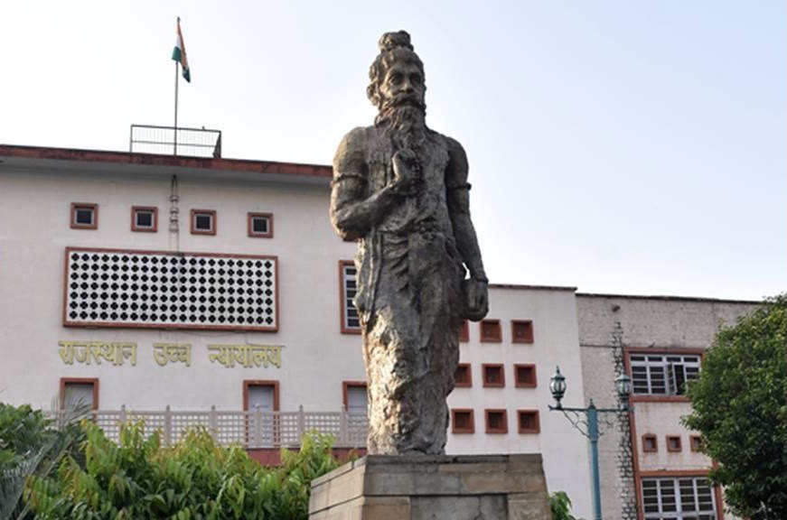 A Shroud to Cover Manu Statue was given to Rajasthan HC