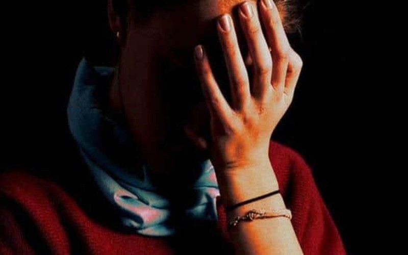 Delhi police set fir on outraging modesty of film actress