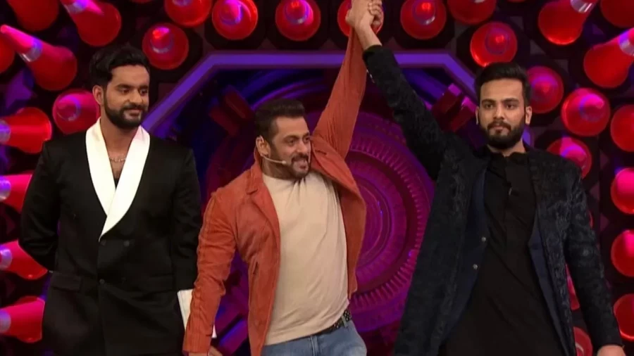 Bigg Boss OTT 2 Finale: The wait is over Elvish Yadav won the trophy of ...