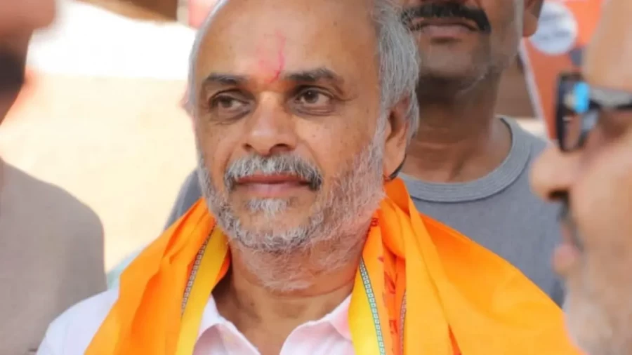 Independent MLA Ashok Kothari became a BJP member