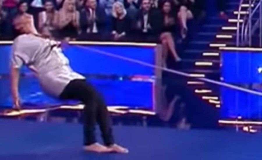 Asha rani from india creates guinness world record pull truck from hair