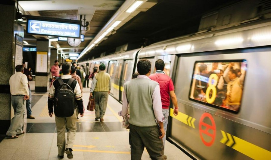 Delhi Metro introduces free high-speed Wi-Fi services at Yellow Line ...