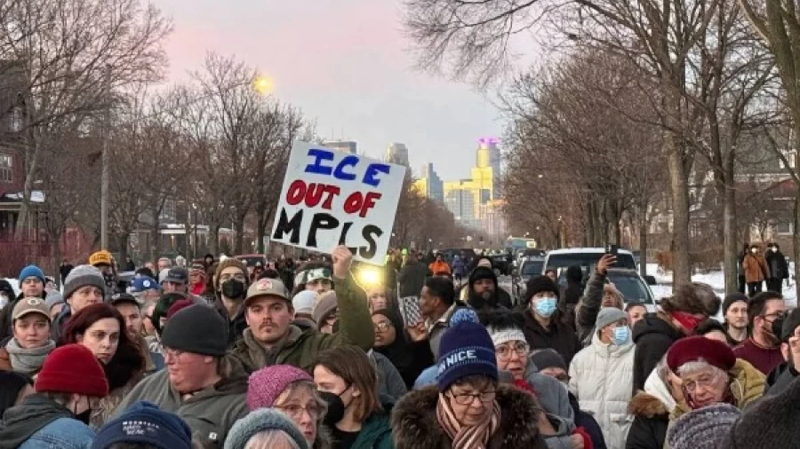 Minneapolis ICE Shooting: Protests Against Trump and ICE