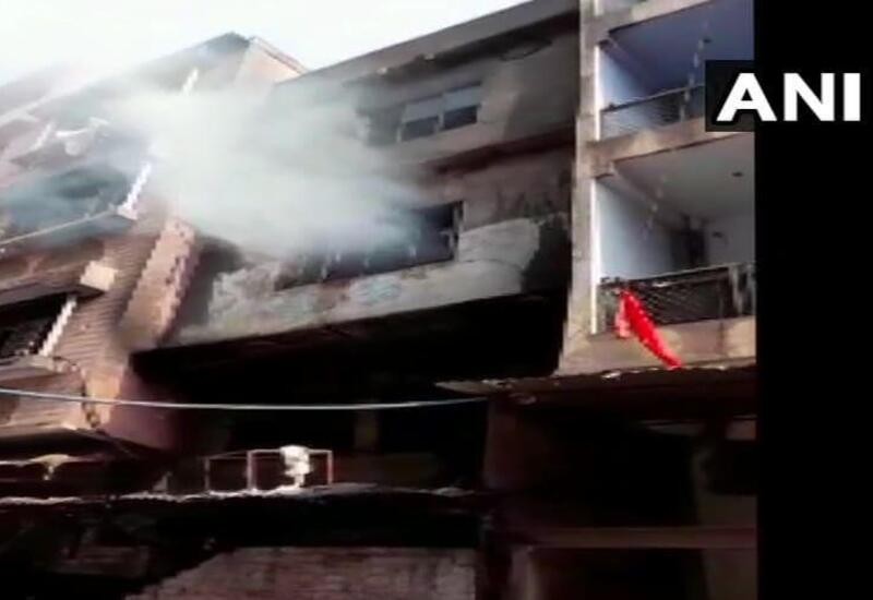 Fire breaks out at Delhi plastic factory, 9 fire tenders reach spot