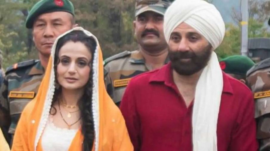 Gadar 2 Trailer: Sunny Deol and Ameesha Patel's Gadar 2 trailer to be launched in 'Bigg Boss 16 ...