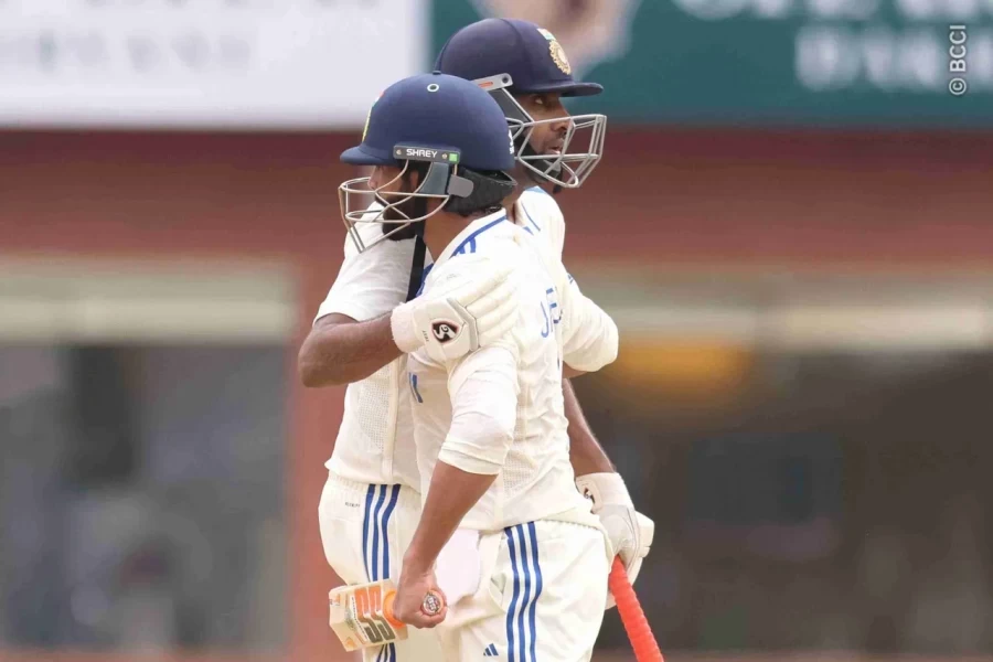 India score 339/6 wickets at the end of first day