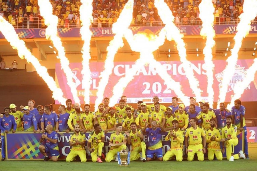 How much prize money did IPL 2021 winners, runners-up get?