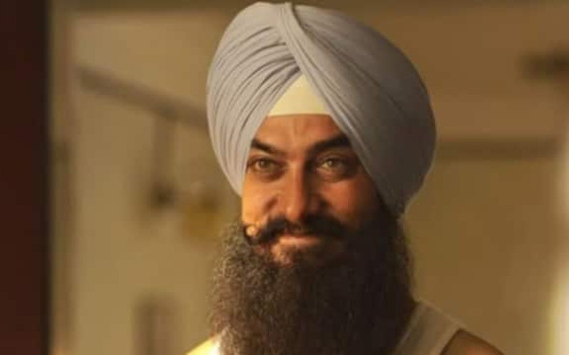 Aamir khan movie laal singh chaddha flop in india but know overseas collection