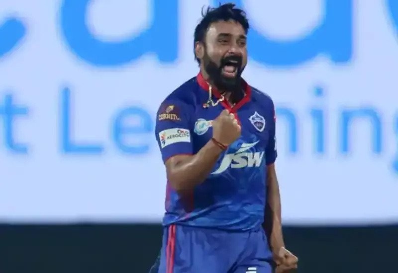 Oldest Player Amit Mishra And Youngest Player Allah Mohammad Ghazanfar ...