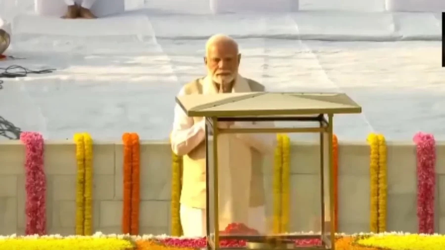 PM Modi paid tribute to Mahatma Gandhi | Gandhi Jayanti 2024