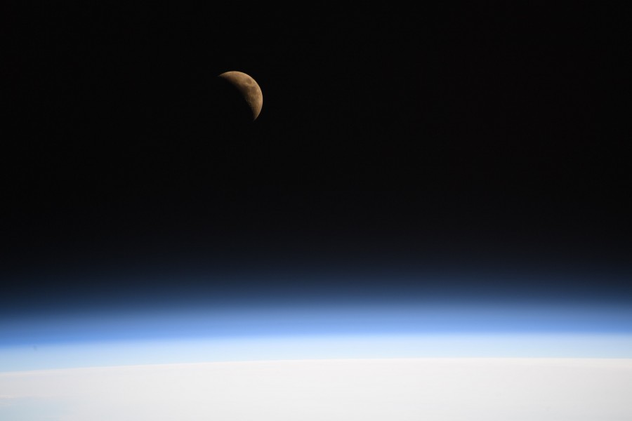 Astronaut shares pic of decade's first Moonrise as seen from space