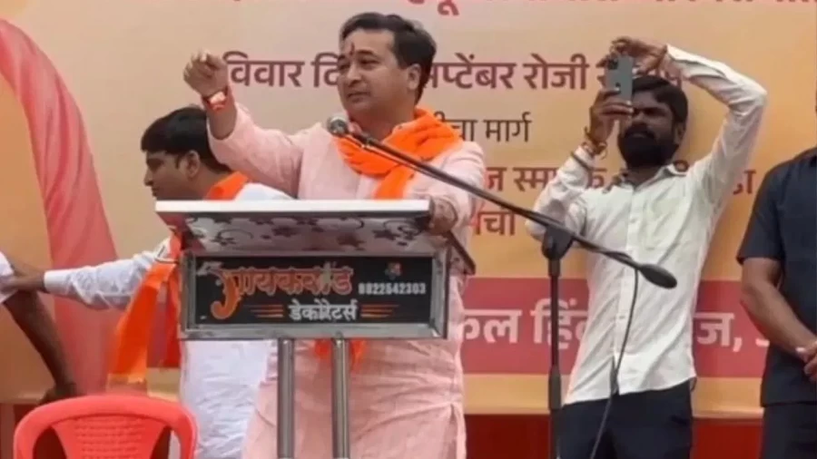BJP's Nitesh Rane again makes controversial statement | BJP