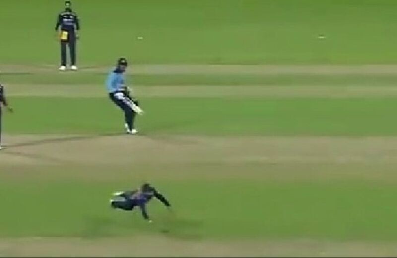 Rohit Sharma Amazing Effort Jason Roy is run-out watch viral video
