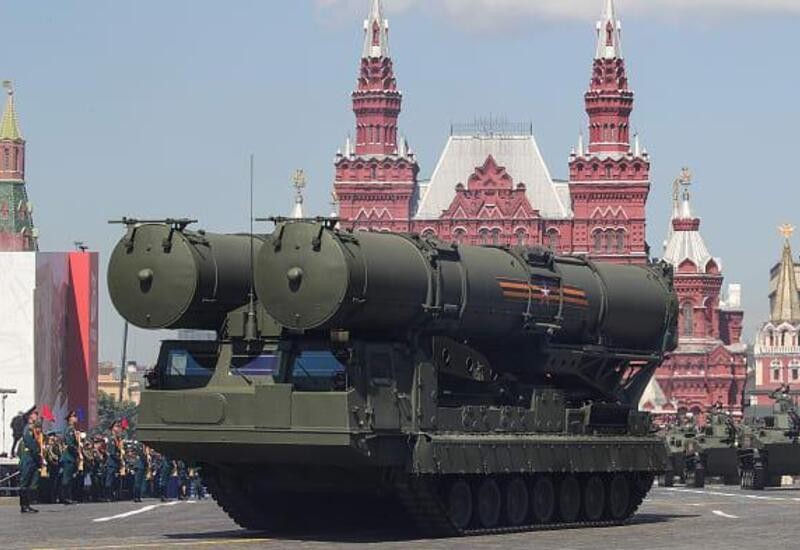 Russia deploys S-300 missile systems on disputed islands near Japan