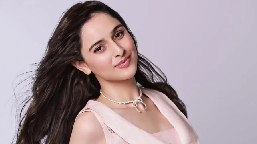 Sadia was madly in love with this actor | Sadia Khateeb