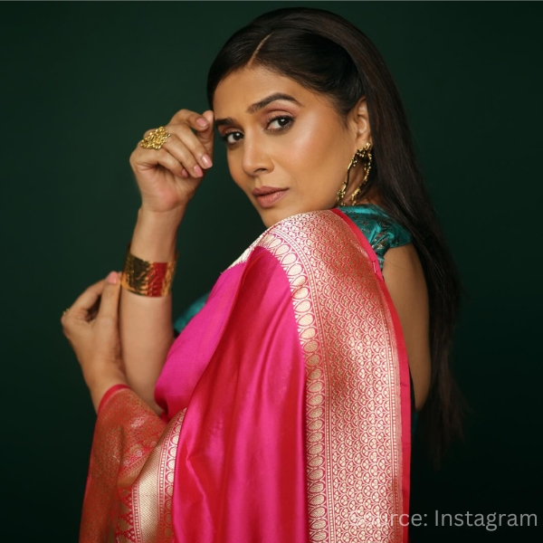 Sonali Kulkarni Affirms India's Originality in Writing