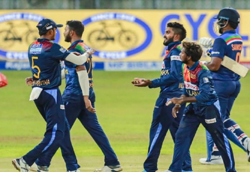 Sri Lanka turned the match in the last over, India lost the second T20