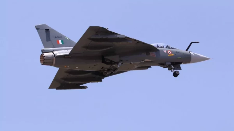 Tejas MK1A: First successful flight of India's new fighter jet Tejas ...