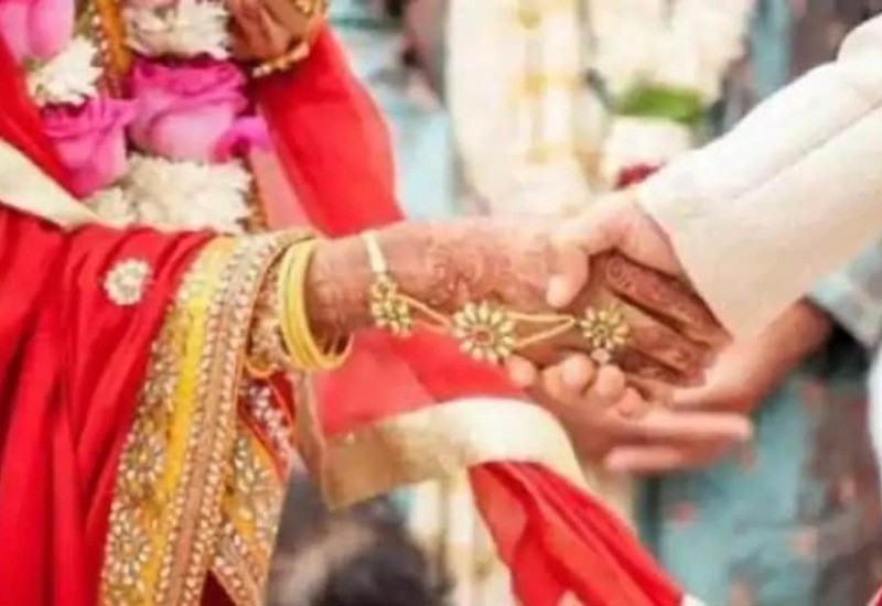 Ankit was made with Pooja, then married to a girl... even the mind of ...